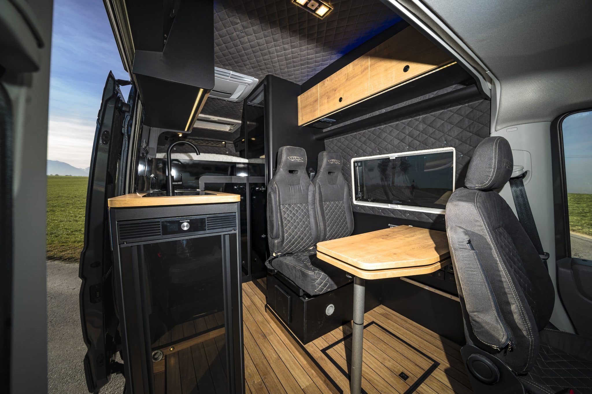 MAN TGE 7,40 - VR Motorhomes | VR Vans GmbH